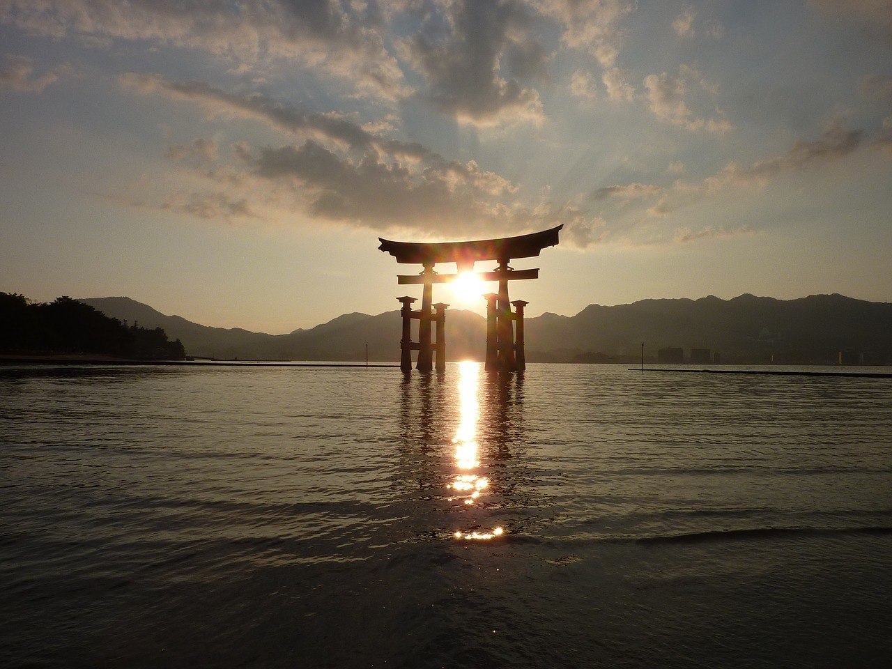 A Quick Miyajima Day Trip Travel Guide - Pages of Travel